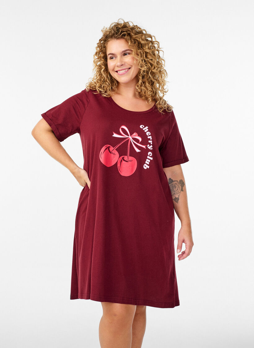 Short-sleeved nightgown in organic cotton - Red - Sz. 40-64 - Zizzifashion